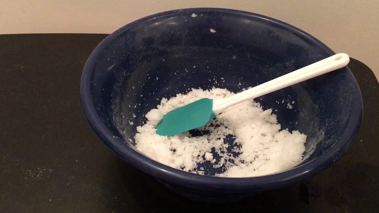 How to make diaper snow - YouTube