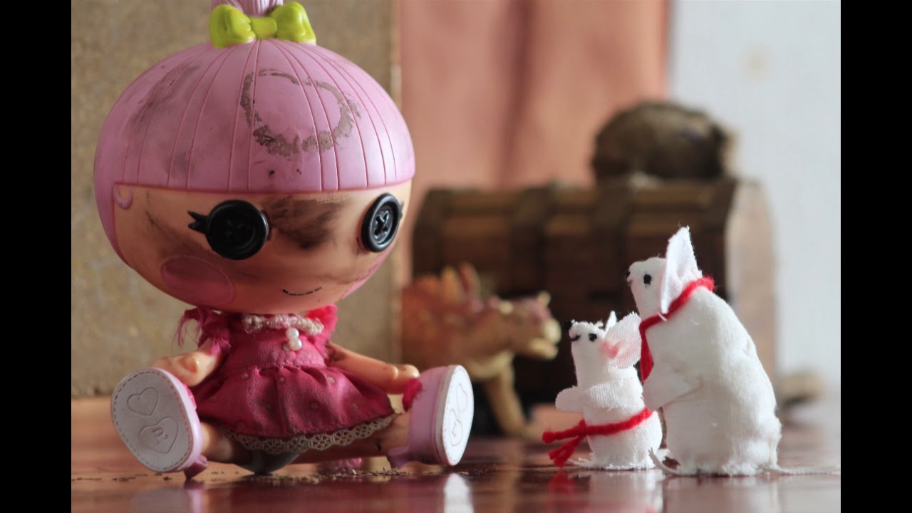 La muñeca fea / Stop Motion - YouTube