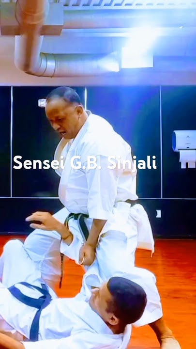 Sensei G.B.Sinjali Karate Demo#fska#jka#jska#jks#jskf#nskf#shotokan#karate - YouTube