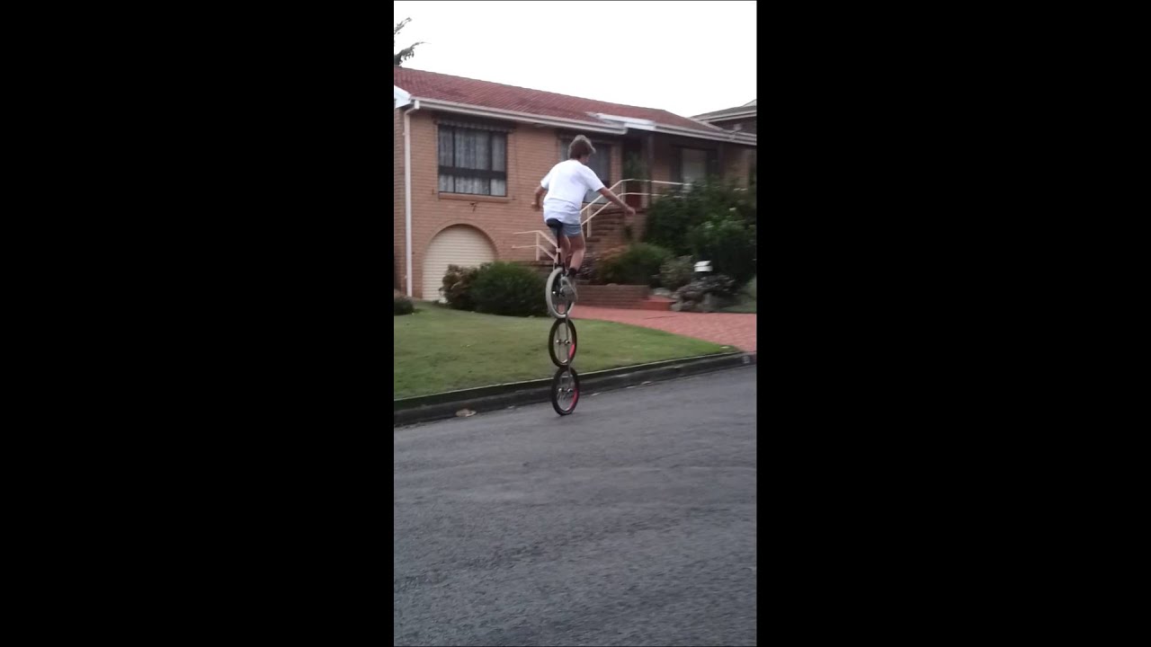 Three wheel unicycle - YouTube