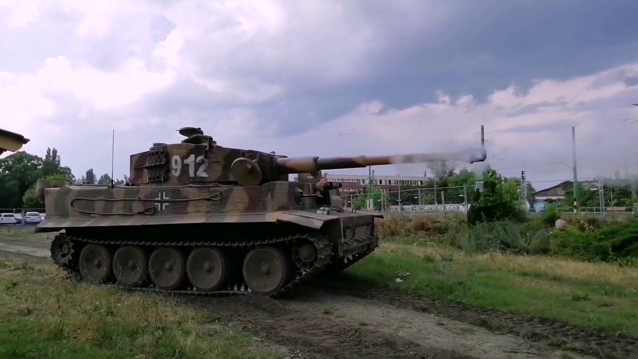 Tigris tank lő 2019 - YouTube