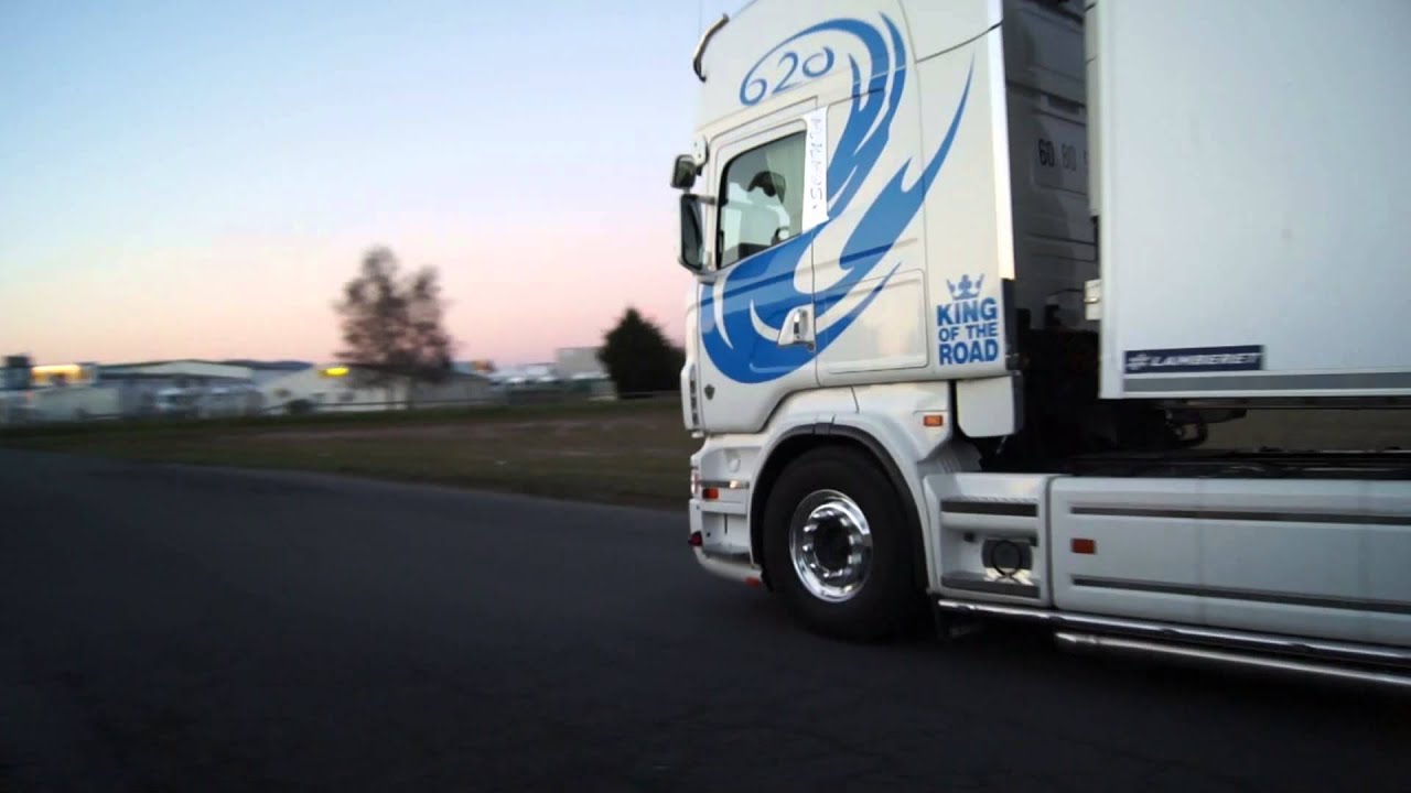 Scania R620 V8 Transports Bonnet - YouTube