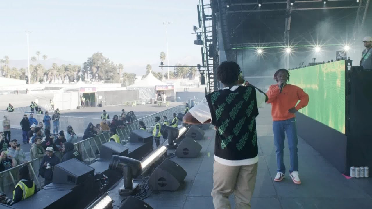 YNW BSLIME LIVE @ Rolling Loud LA 2021 - YouTube