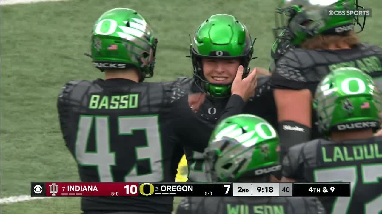Oregon Evens the Score vs. Indiana | Oregon Football - YouTube