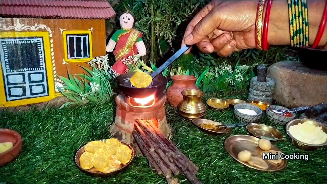 Mini Poori। Miniature । King of poori recipe। Whete poori recipe ...