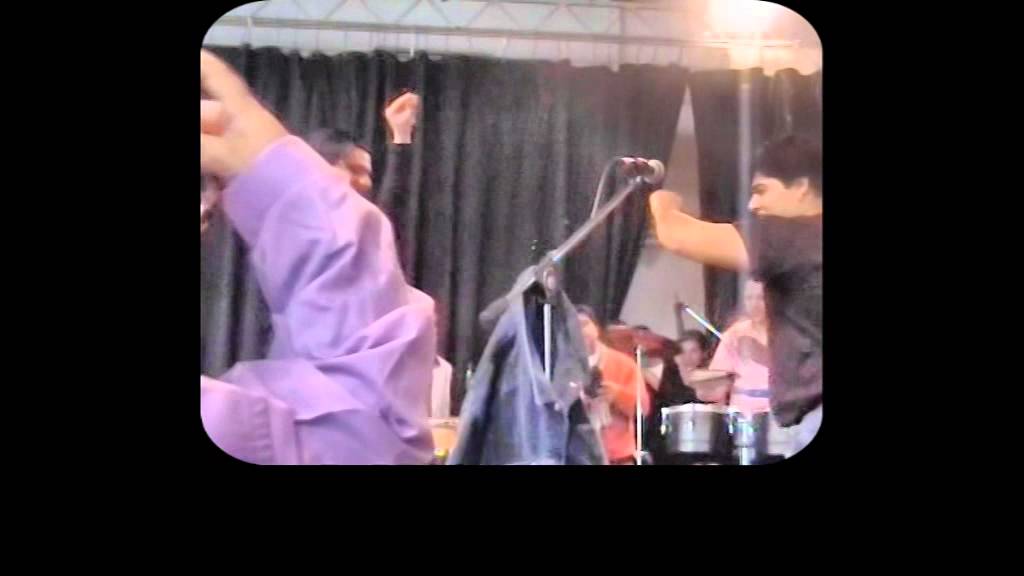 los cheles , julio de los cheles - YouTube