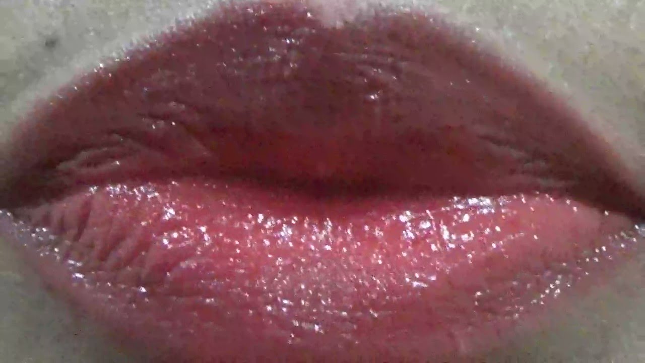 ASMR Juicy Lips Mouth and Kissing Sounds | Close Up Personal Attention - YouTube