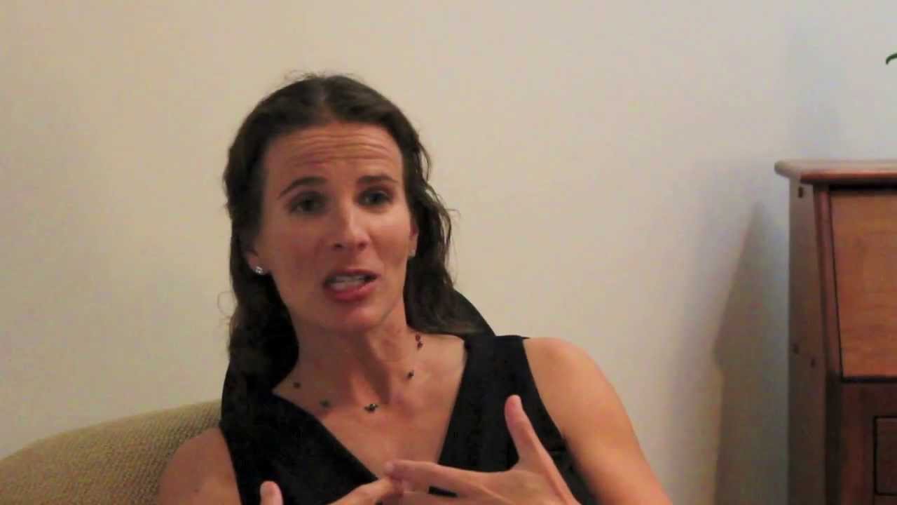 Erica Reischer on "I'm bad at math!" - YouTube