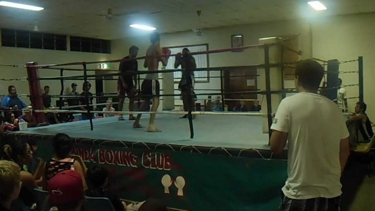 Joseph Raka At the Mareeba fight night Part 1 - YouTube