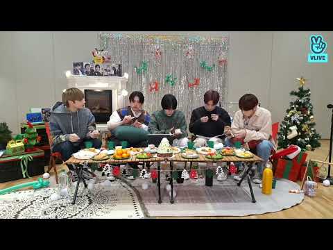 TXT Christmas Vlive (ENG SUB / INDO SUB) 211224, Txt holiday party ...