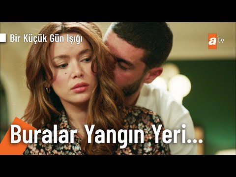 Fırat'tan Elif'i heyecanlandıran temas... - Bir Küçük Gün Işığı 13. Bölüm