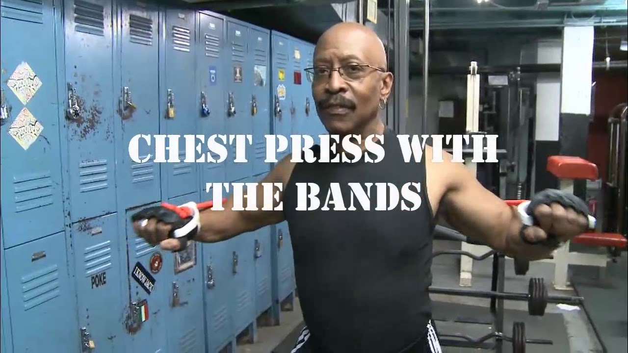 George Gray Master ISSA Trainer Workout At The Legendary 5th Avenue Gym ...