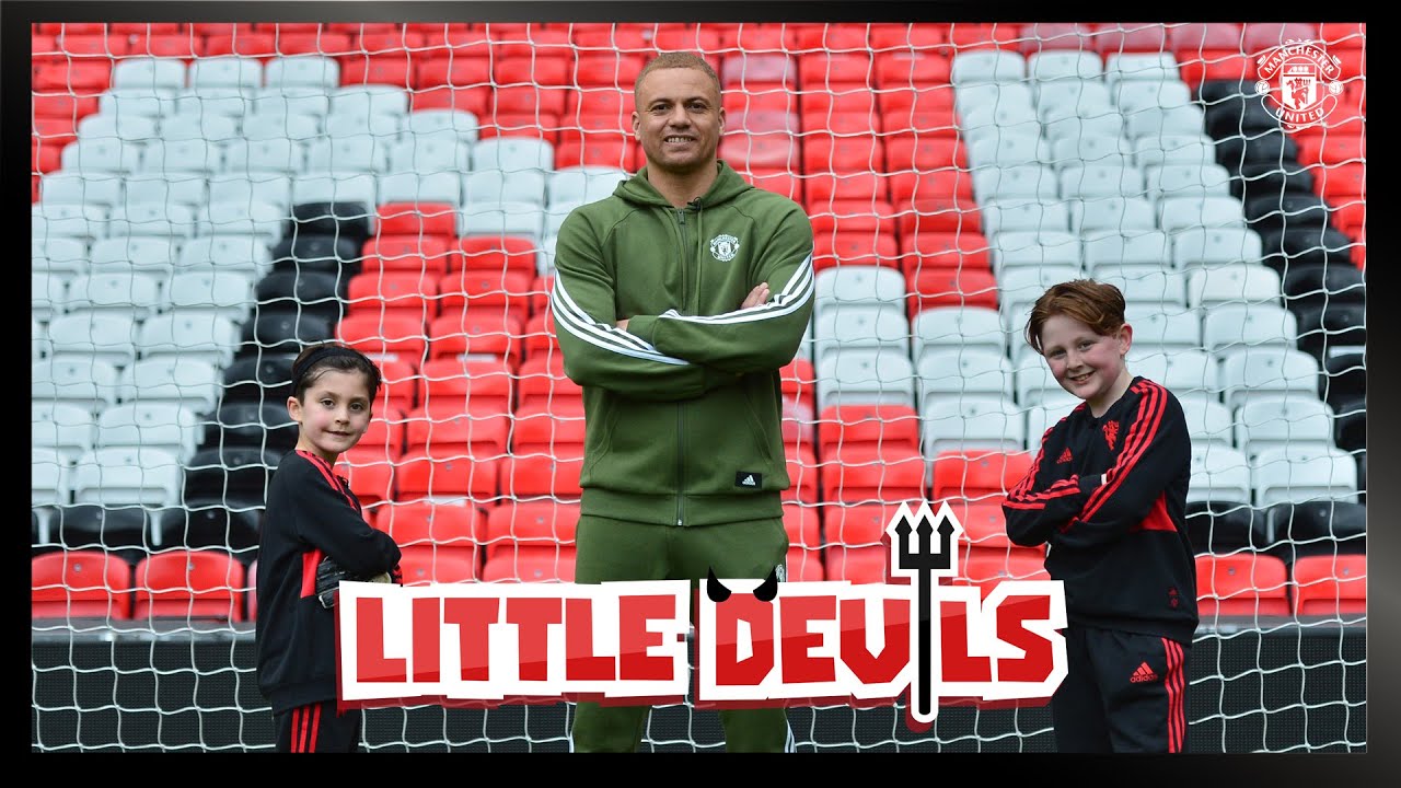 Wes Brown Meets The Little Devils | Manchester United | Episode 6 | NEW ...