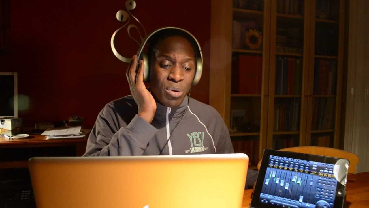 Hugh Maynard - Bukan Cinta Biasa - YouTube