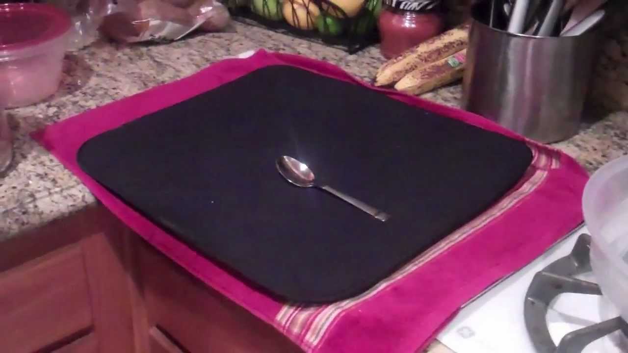 How to pick up and move a spoon - YouTube