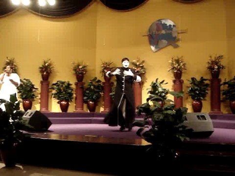 Victorious Praise Mime - YouTube