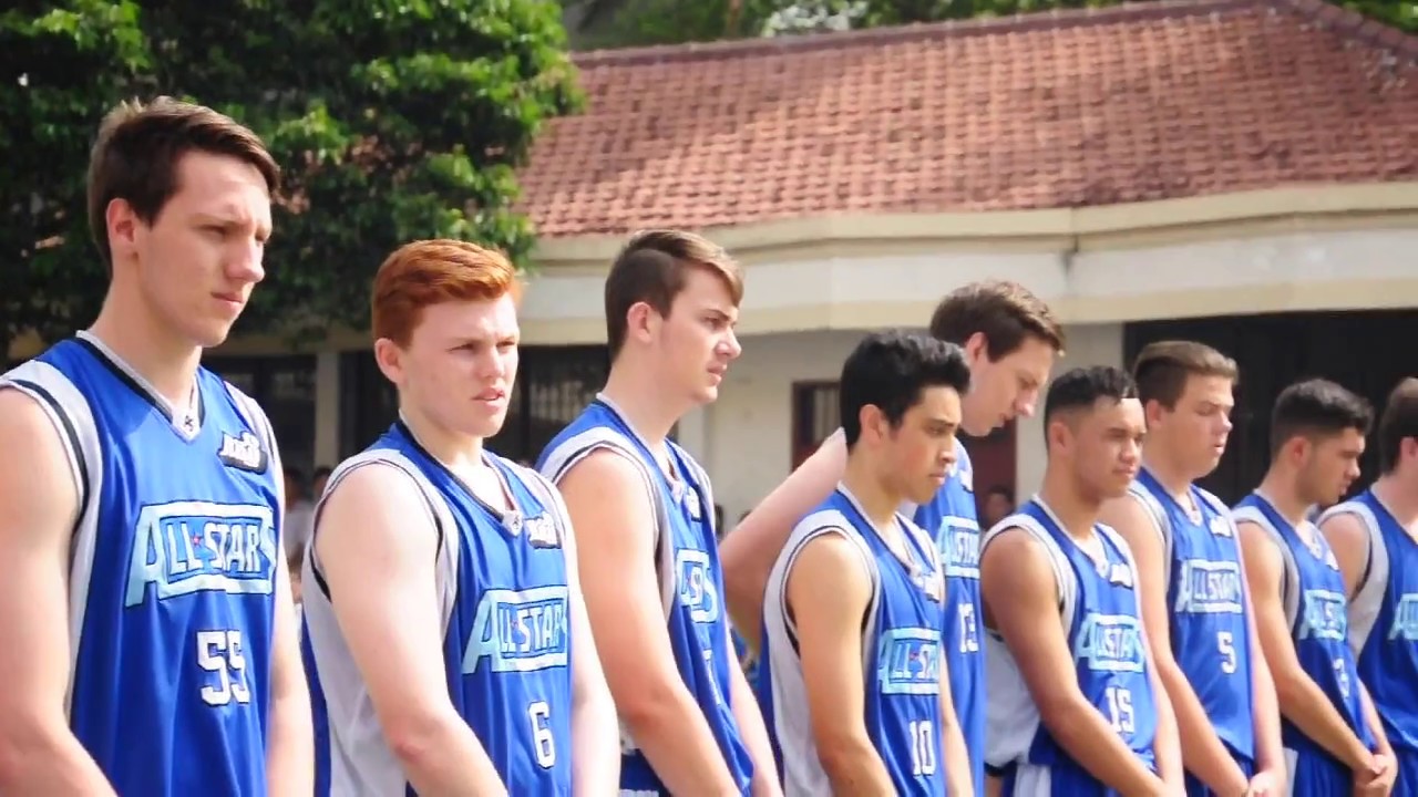 ADU All Star Basketball Team vs. SMAK St. Louis 1 Surabaya - YouTube