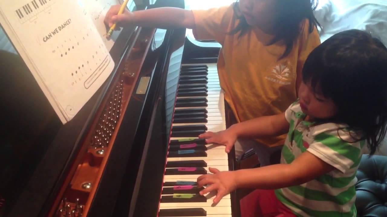 Leia's first song_Merrily - YouTube