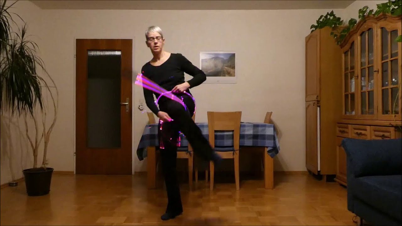 Light Whip Tutorial: "Saddle Hops" (Thigh Spin Variation) - YouTube