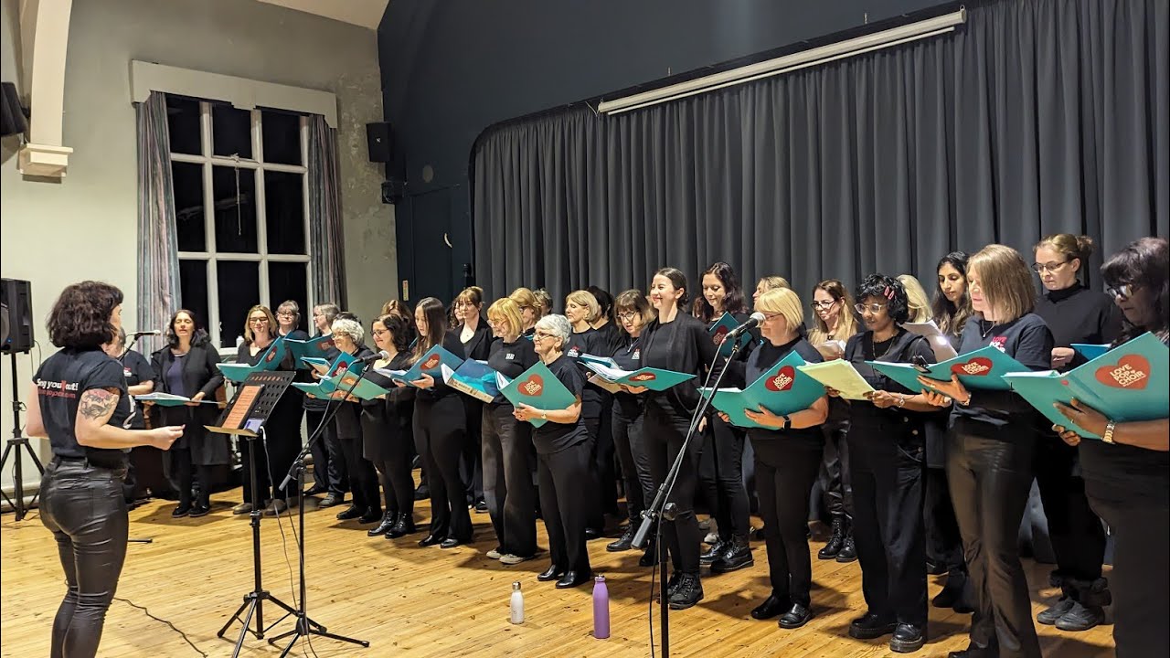 Love Pop Choir - Don't Let Go - YouTube