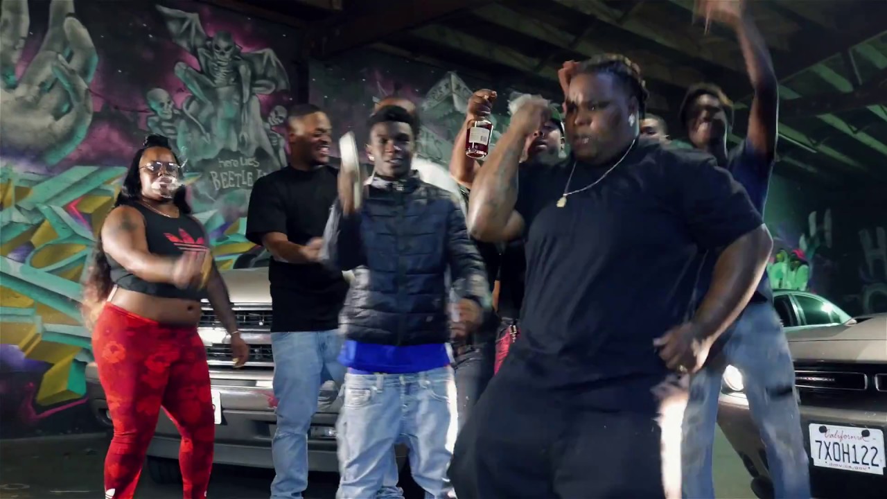 Yung Rowdy - Bout That (Music Video) dir. MikeMike Films [Thizzler.com ...