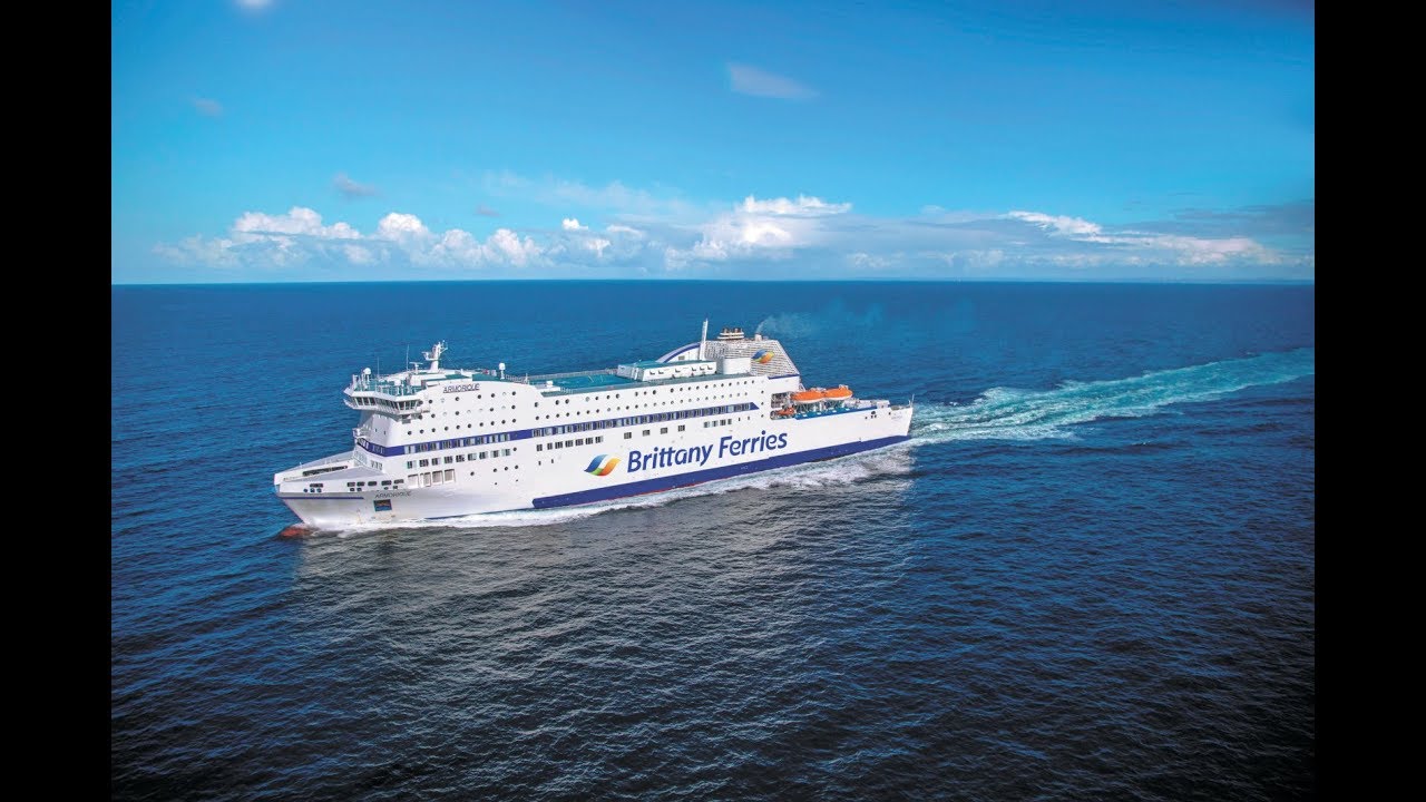 Navires Brittany Ferries - YouTube