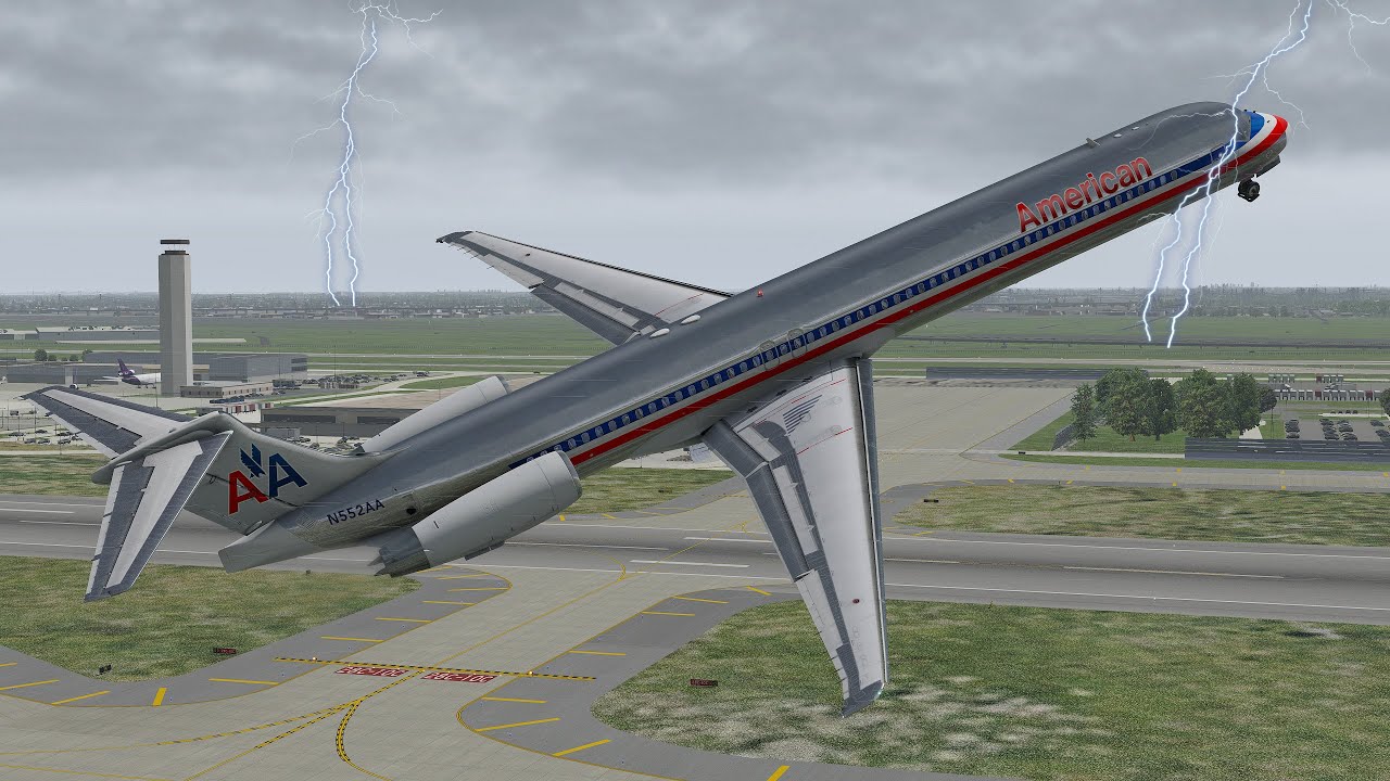 MD-82 Pilot Got Fired After This Turbulent Storm Emergency Landing ...