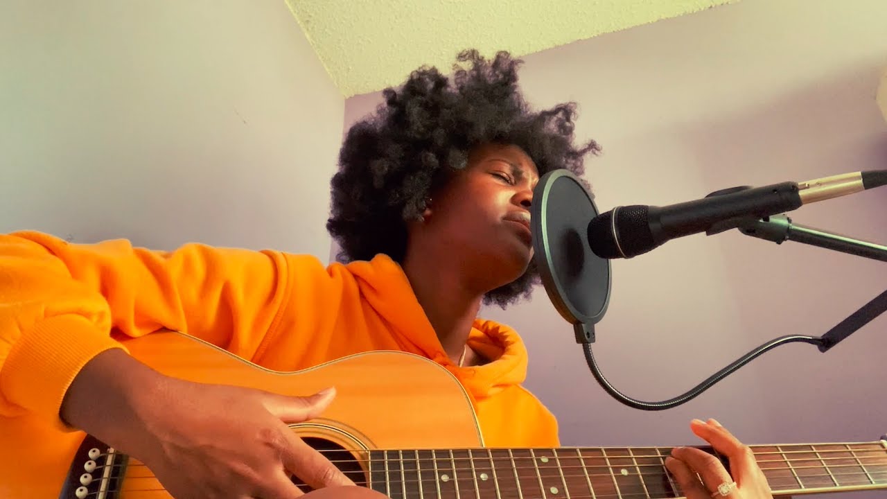 Stephanie Amadasun - Story Of My Past (Acoustic) - YouTube