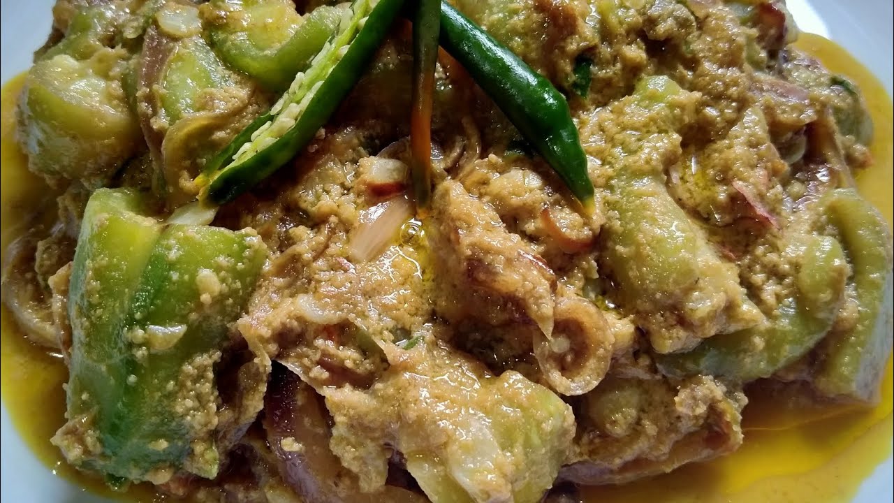 ঝিঙে পোস্ত | Traditional Bengali Jhinge Posto Recipe | Ridge Gourd ...