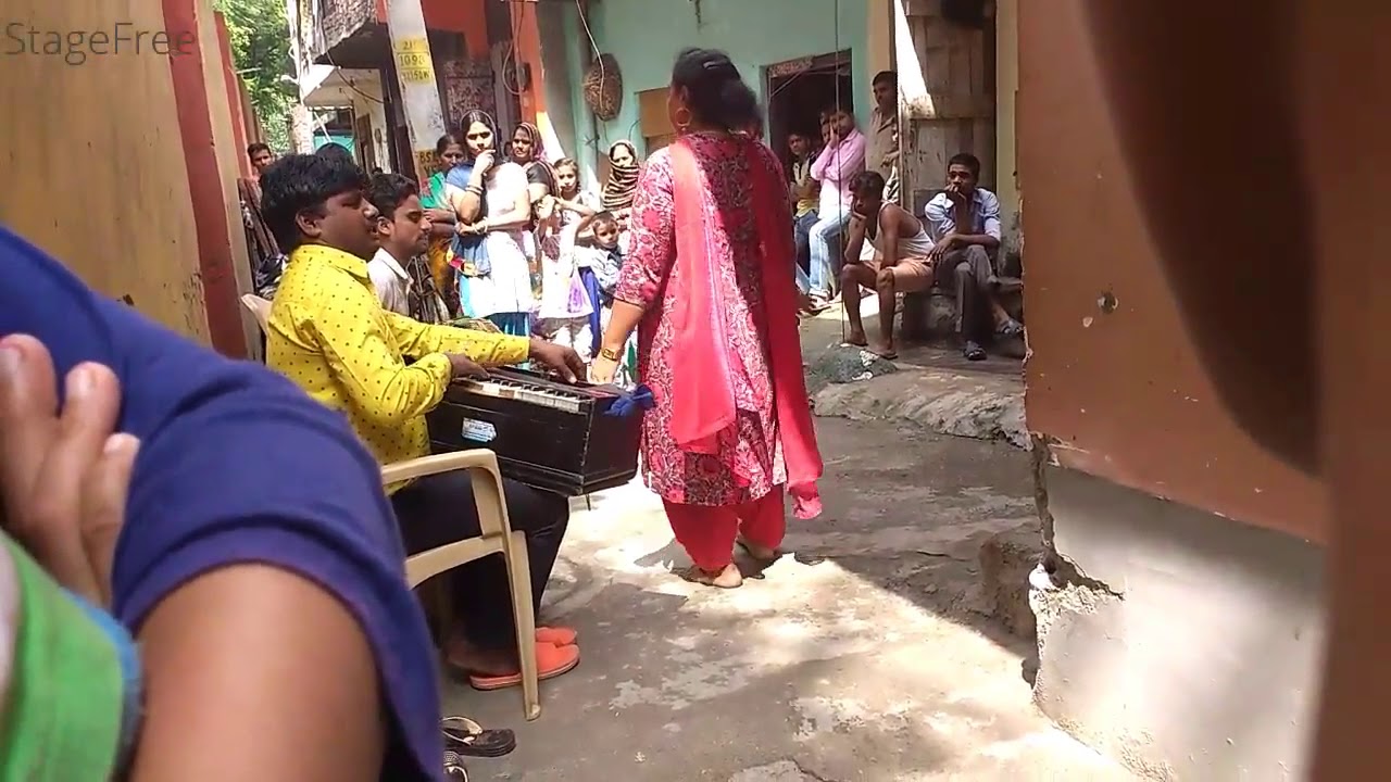 Hijra Dance ♫ Kinner Dance (किन्नर डांस ईस्ट, दिल्ली) - YouTube