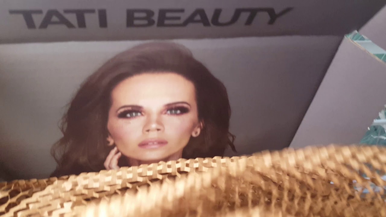 Tati Beauty Palette Unboxing! - YouTube