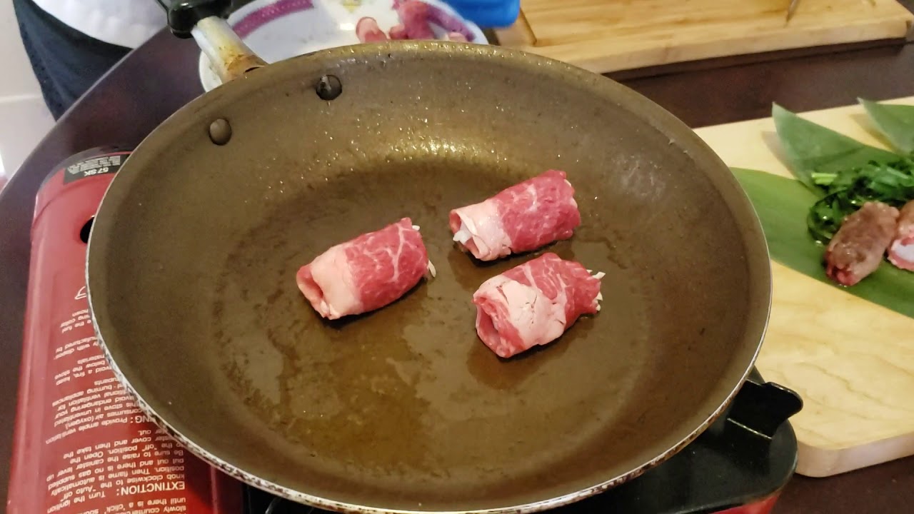 How to cook Wagyu beef, plating and garnishing. - YouTube