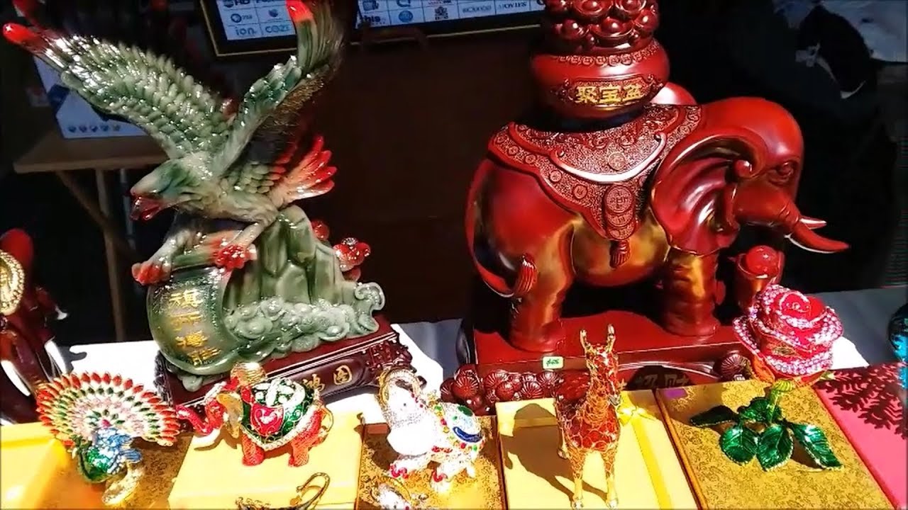La Pulga Flea Market - YouTube