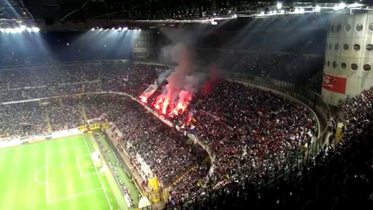 !!FIRE!! Stadio Giuseppe Meazza / San Siro FIRE. Milan Derby AC - Inter ...