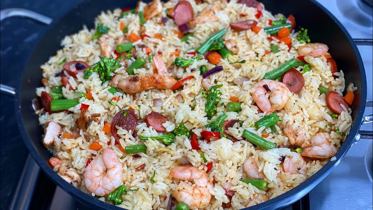 FRIED RICE FOR PARTIES || TERRI-ANN’S KITCHEN - YouTube