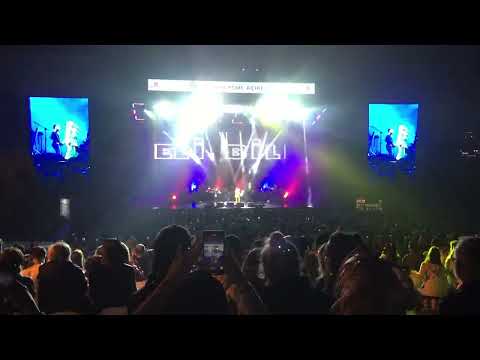 Hande Yener-Deli Bile Kuruçeşme