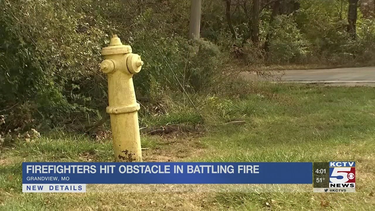 Large fire breaks out inside abandoned buildings in Grandview - YouTube