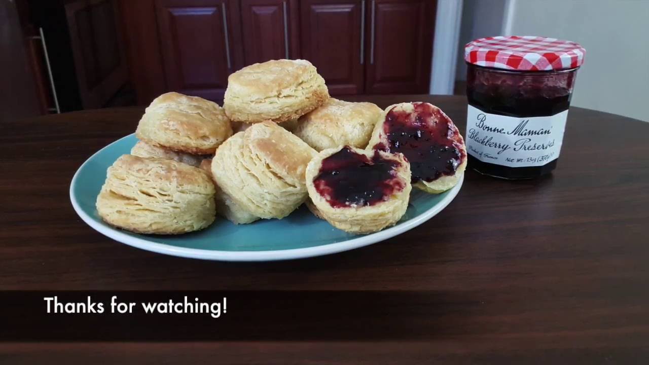 How to Make Crazy Flaky Vegan "Buttermilk" Biscuits|Solo Budget-Vegan ...