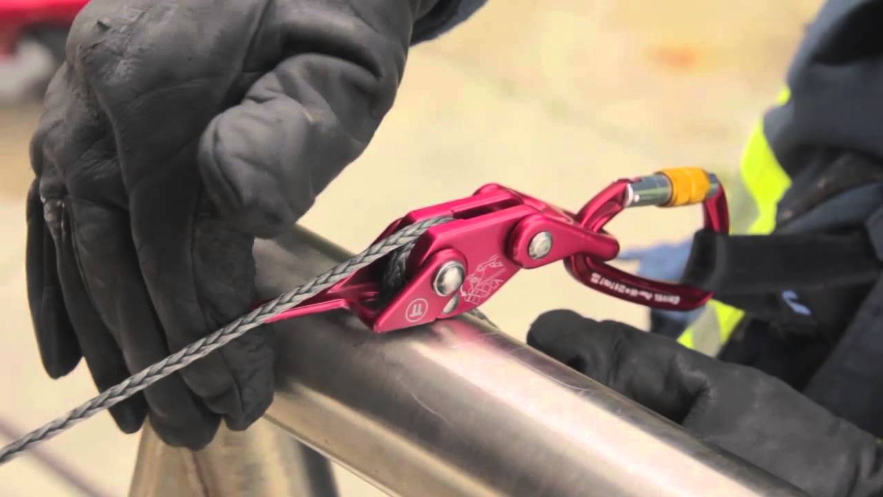 Escapettor: Rescue descender - YouTube