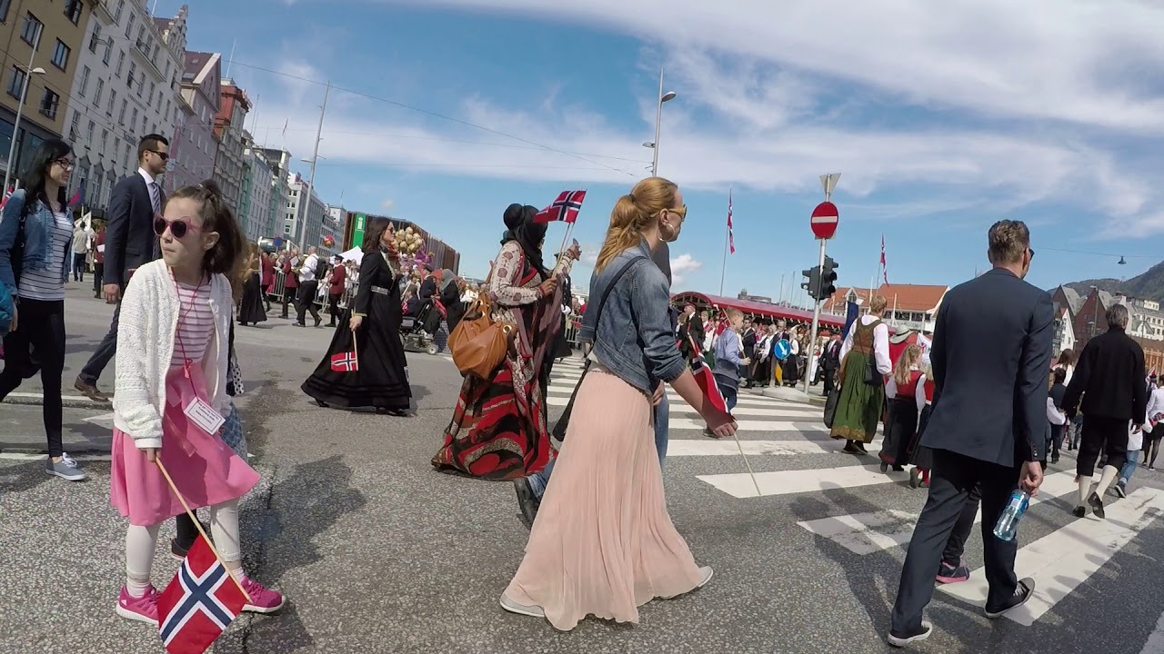 May 17th parade - YouTube