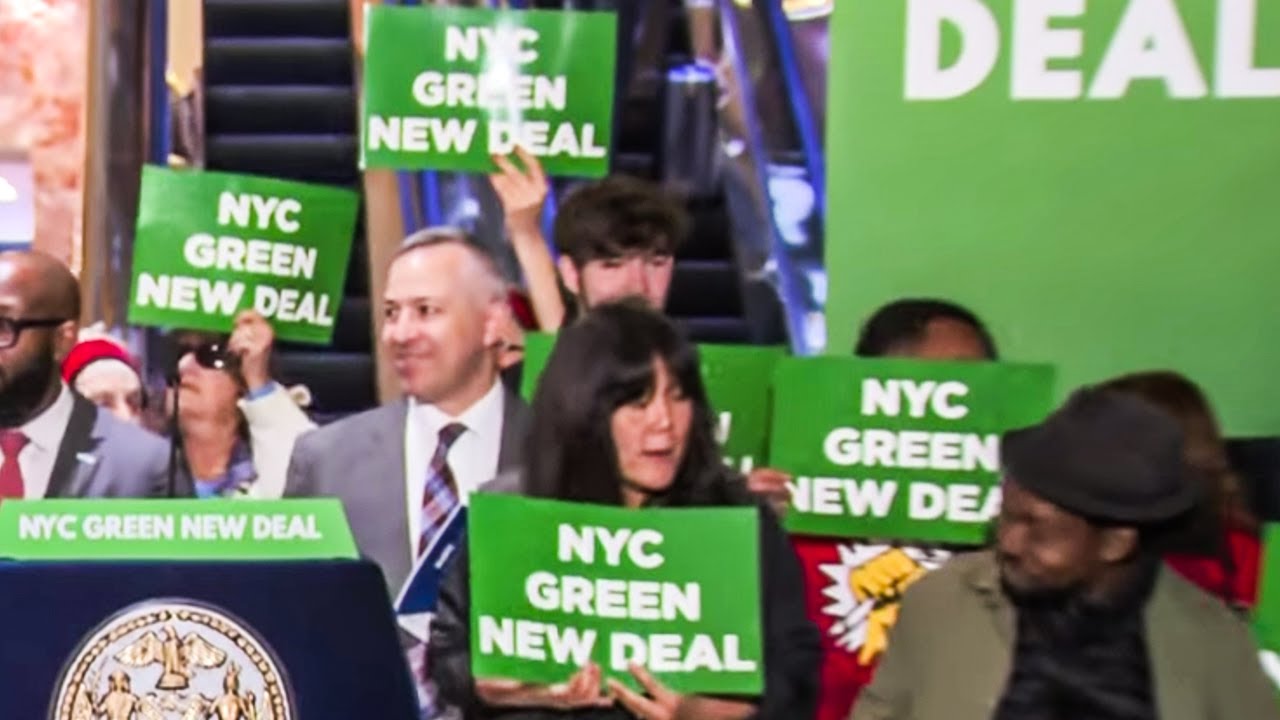 The Green New Deal Is A Winning Issue For Democrats Among Voters - YouTube