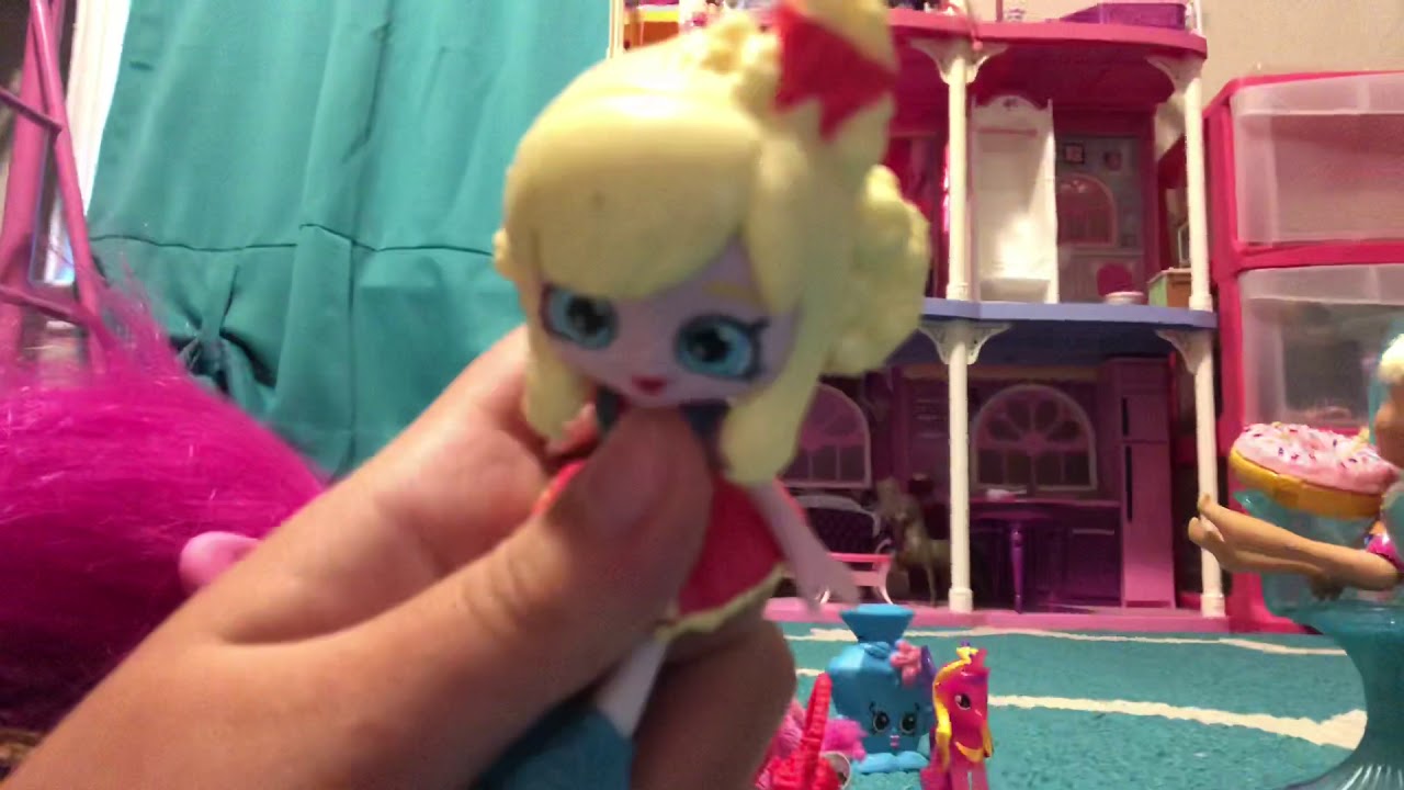 Poppy says sorry - YouTube