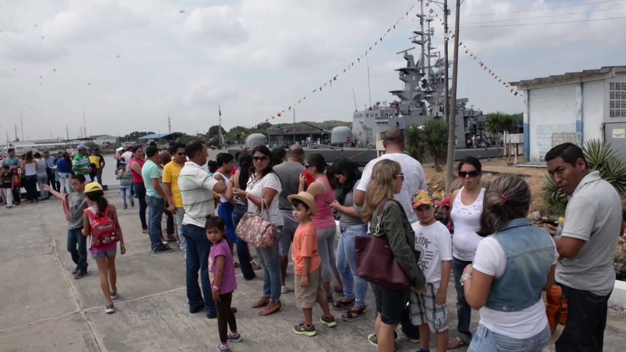Casa abierta en la base naval sur de Guayaquil - YouTube
