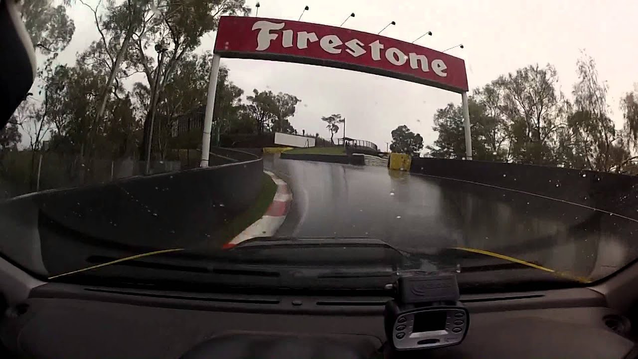 Bathurst Hill Climb 01 03 2014 Best Run - YouTube