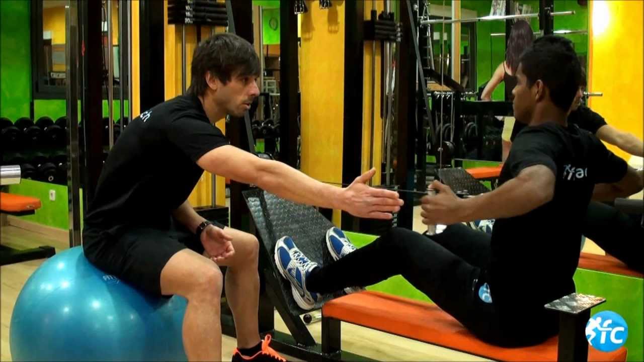 Remo Sentado en Polea Baja con Barra (agarre Neutro y Abierto) - YouTube