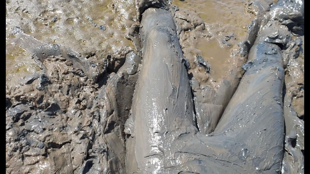Part 3 wet suit in mud with super tech R's - YouTube