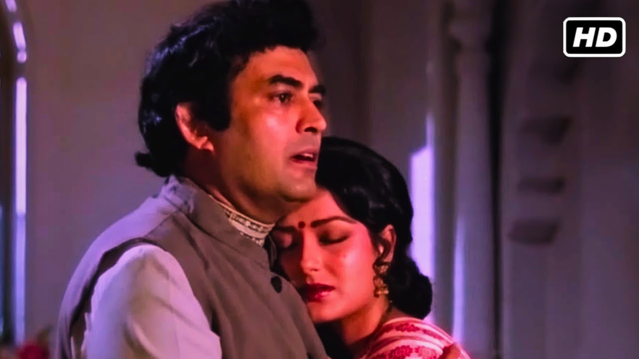 जब तक मेरी साँसे है इन्ही बाहों में बसेरा करुँगी | Moushumi Chatterjee ...
