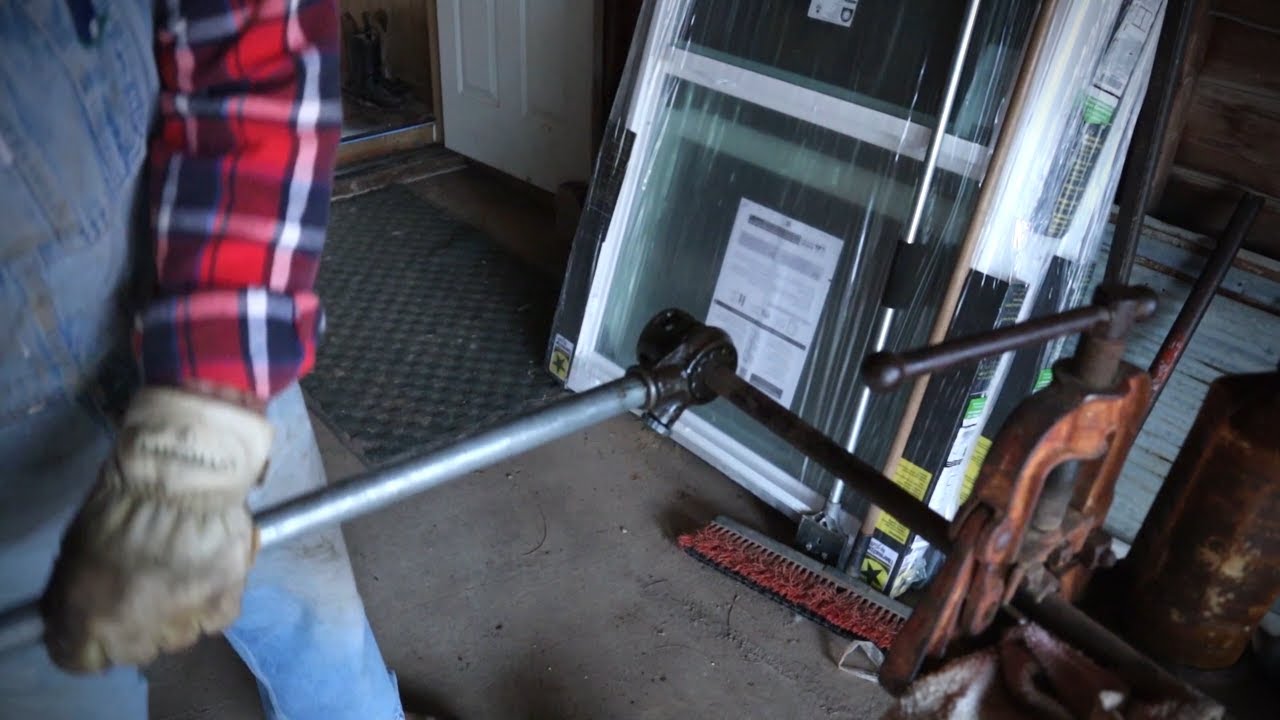 More Demolition & Threading Pipes | Rebuilding My In-Laws House #4 ...