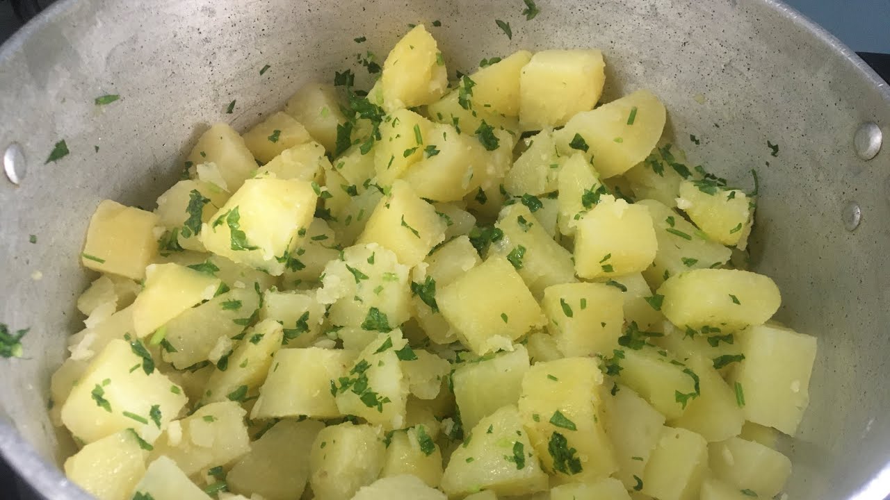 Batata cozida e temperada é uma delicia - YouTube