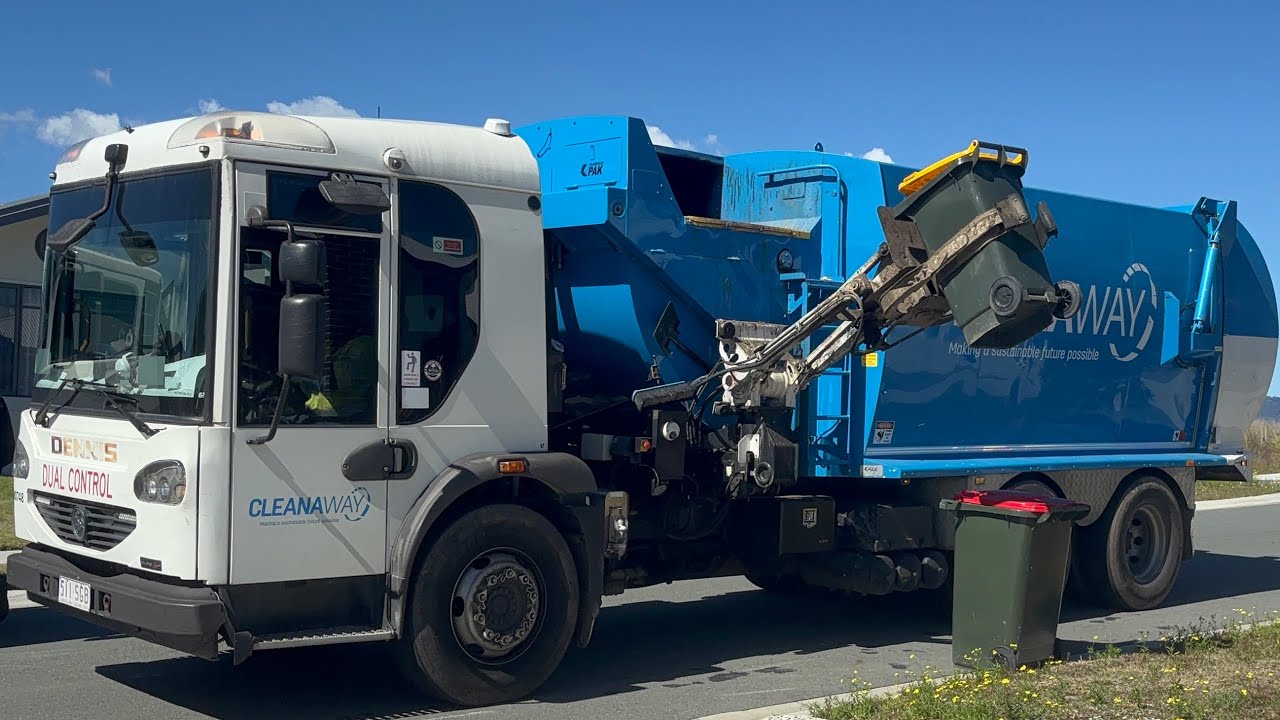 Logan Recycling (SL00748 Ex Moreton Bay) - YouTube